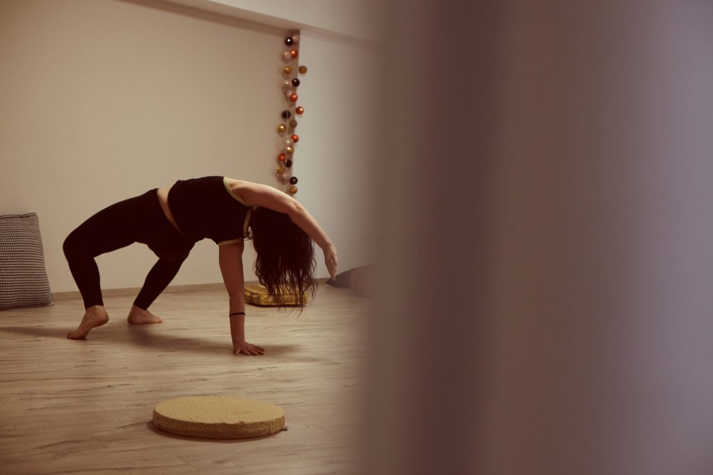 Grounding ΙΙ: Κατοικώντας το σώμα. - Kinósfera Dance.Movement.Therapy